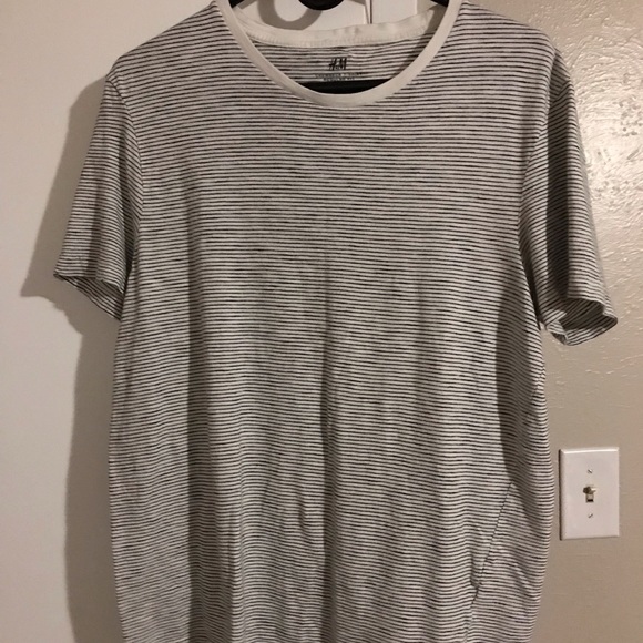 H&M | Tops | 3 For 2 Hm Tee L | Poshmark